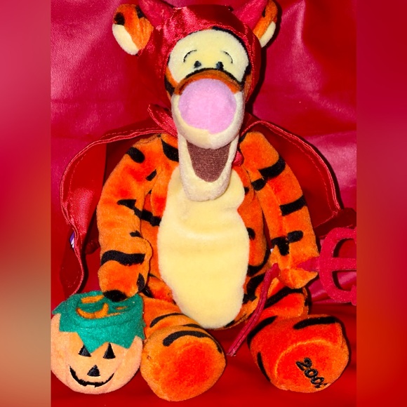 Disney | Toys | 200 Y2k Disney Winnie The Poohs Tigger In Devil Costume ...